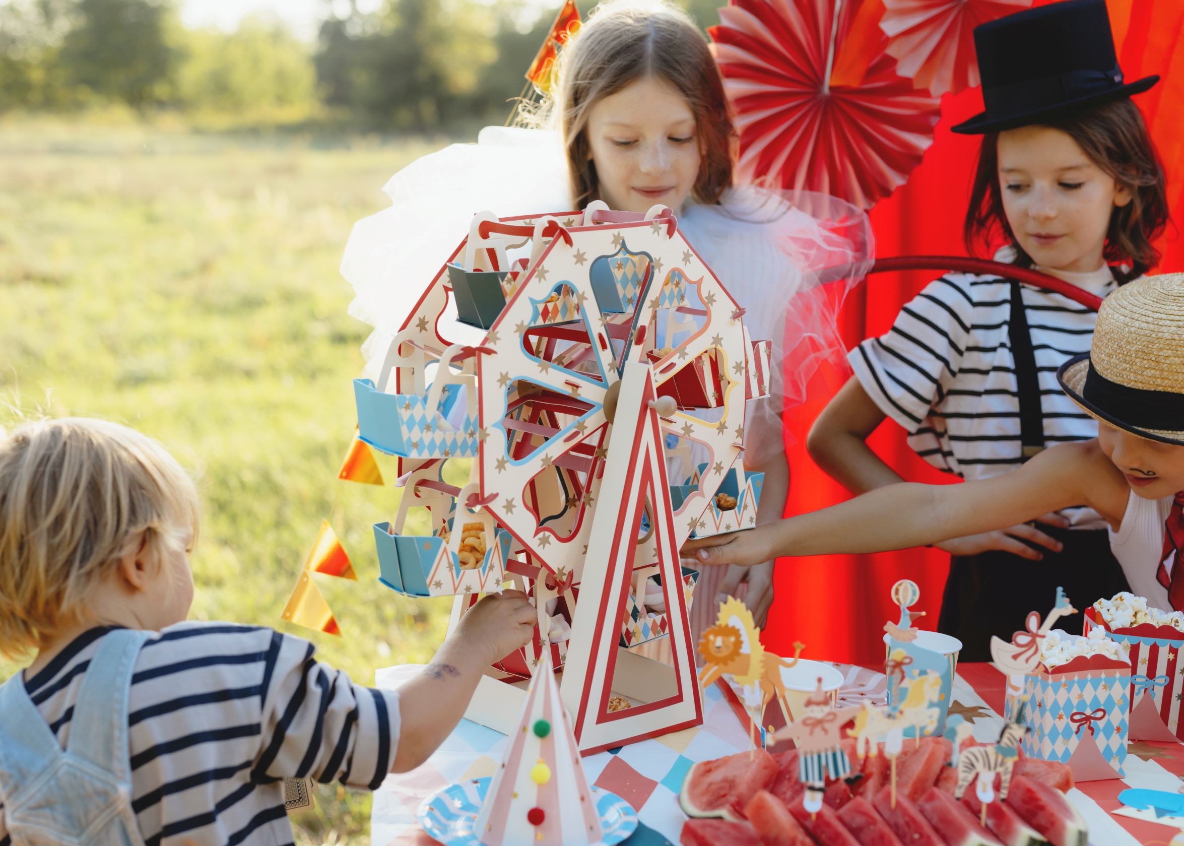Ferris Wheel Snack Stand | Circus Themed Party Treats Decoration